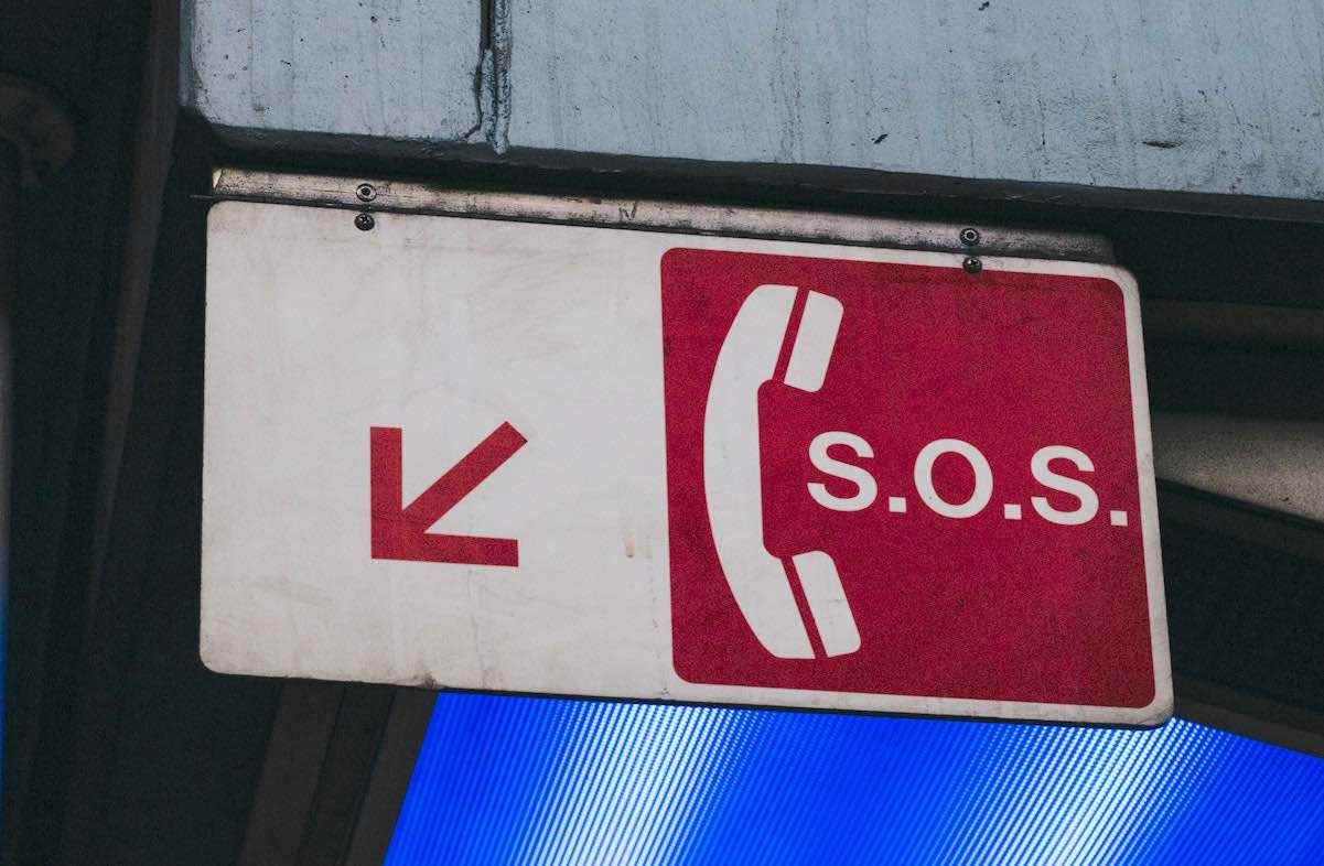 Que signifie SOS ? Définition | La culture générale