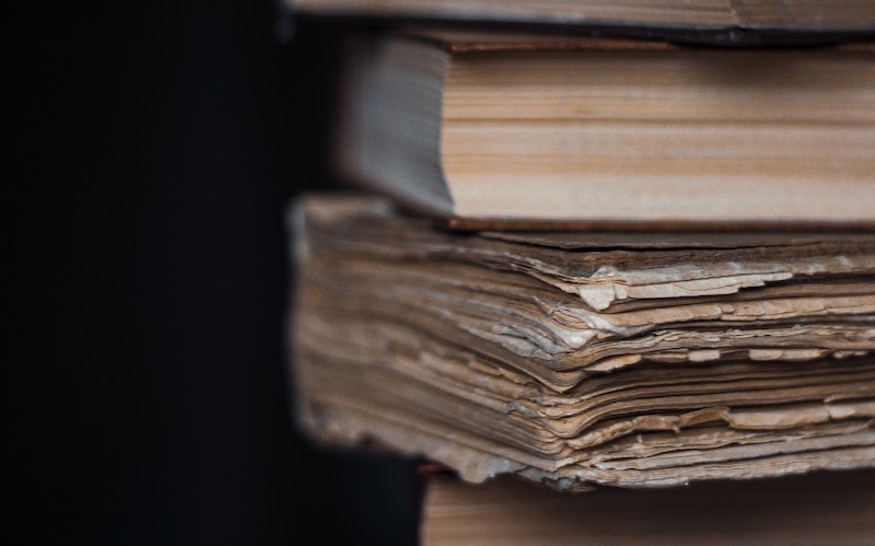 « Tenu » et « ténu » : quelle différence