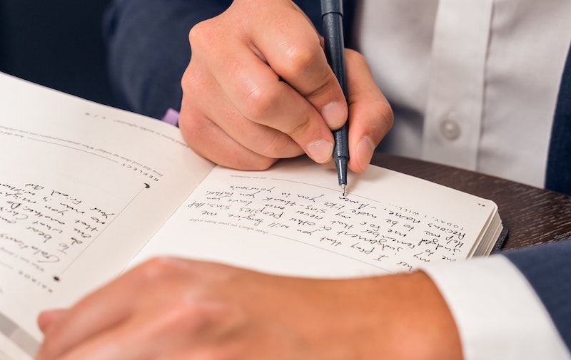 « Prolifique » et « prolixe » : quelle différence