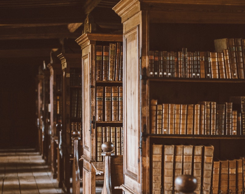 Anaphore : définition simple et exemples (figure de style)